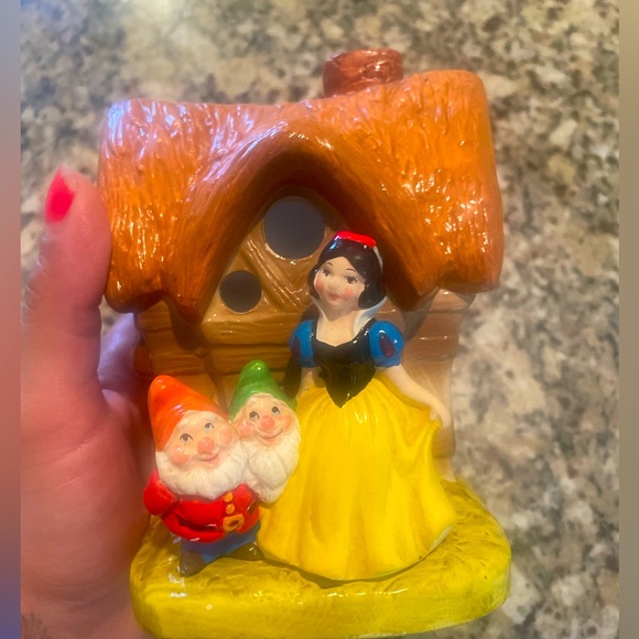 Disney | Accents | Snow White And Dwarfs House | Poshmark